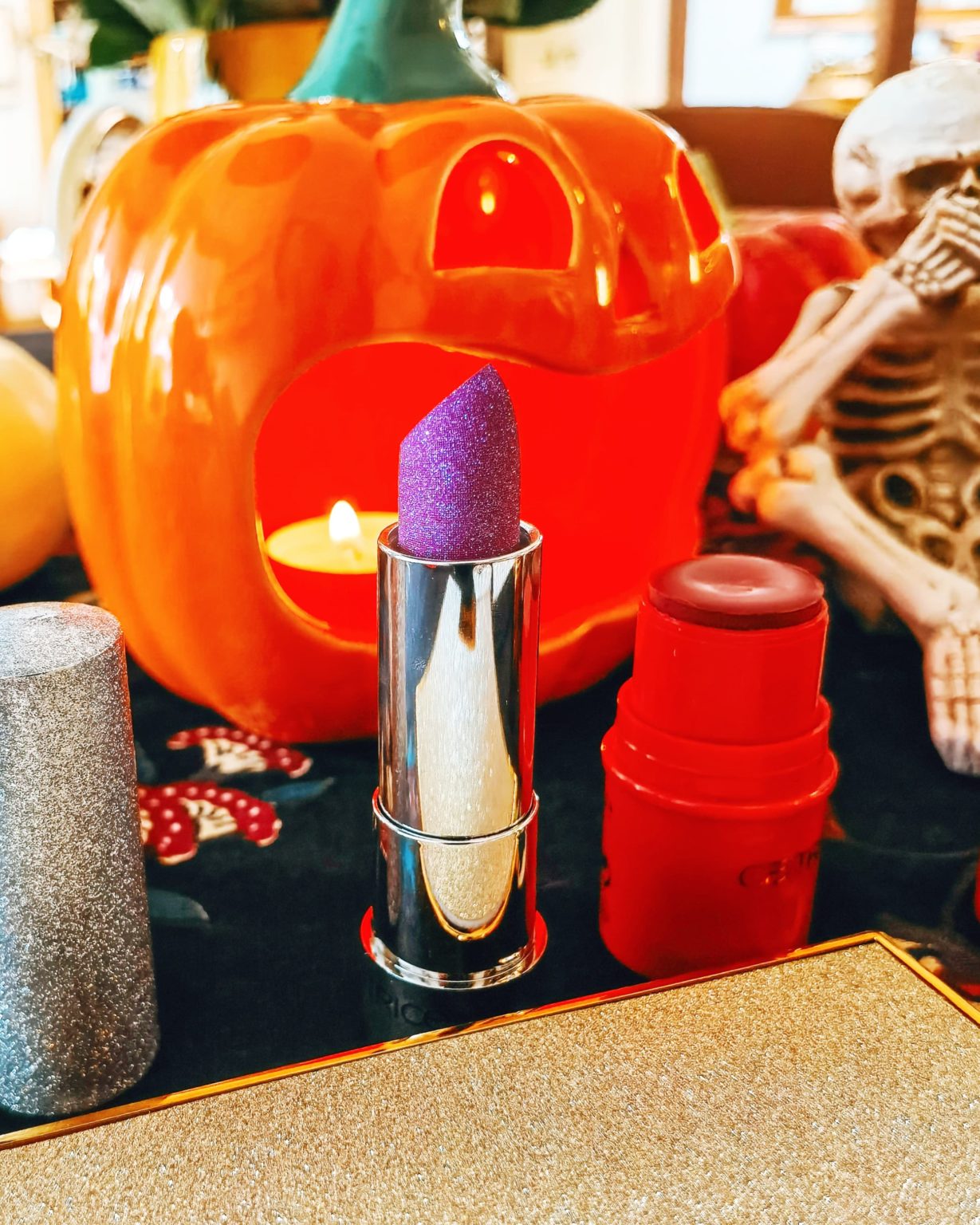 Tigerista hauskat halloweenkoristeet, Disney halloween muki ja Catrice ...